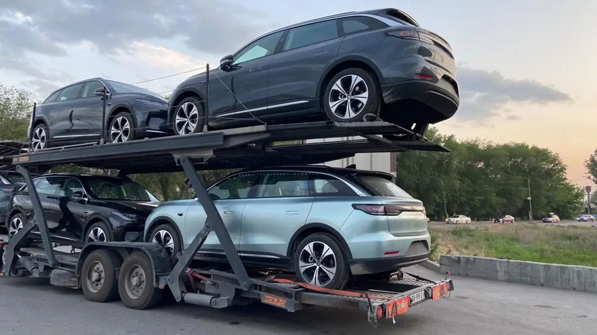 С 2026 года НДС при ввозе электромобилей в Казахстане станет обязательным для всех